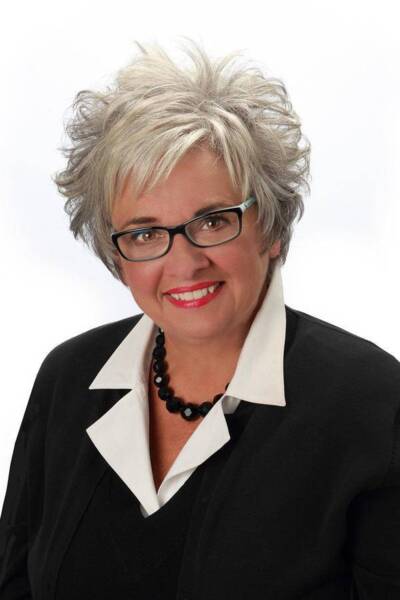 Kathy McCue - North Canton - DeHOFF REALTORS